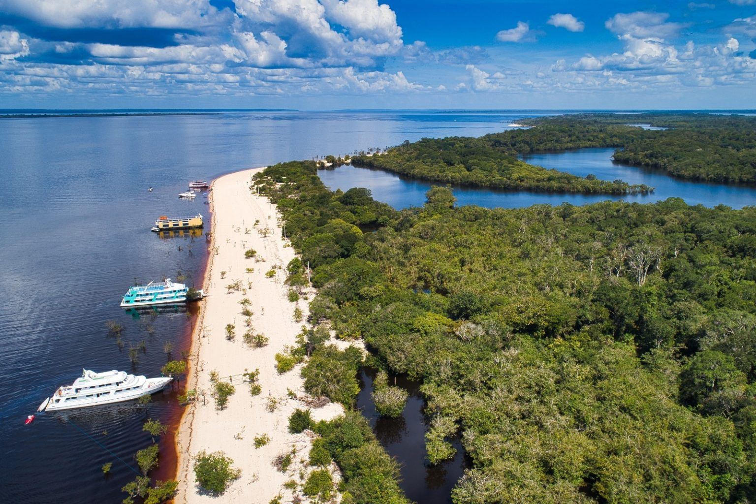 Amazonas leva atrativos turísticos do estado para o Festival das Cataratas